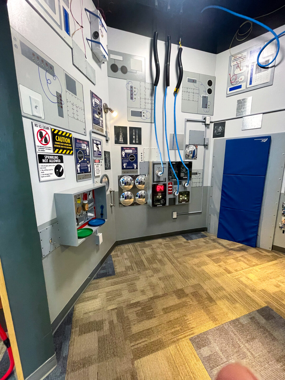 Take Flight - Iowa Children's Museum